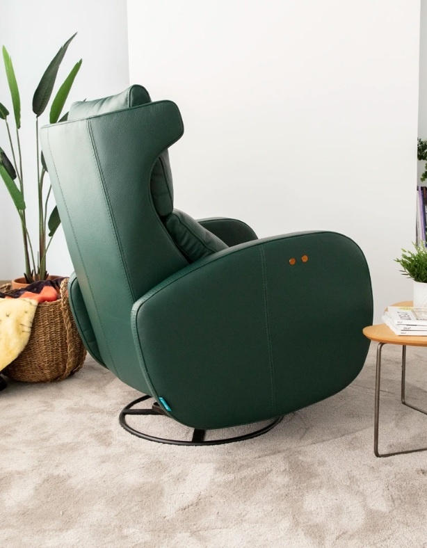 Fama Kim Recliner Chair