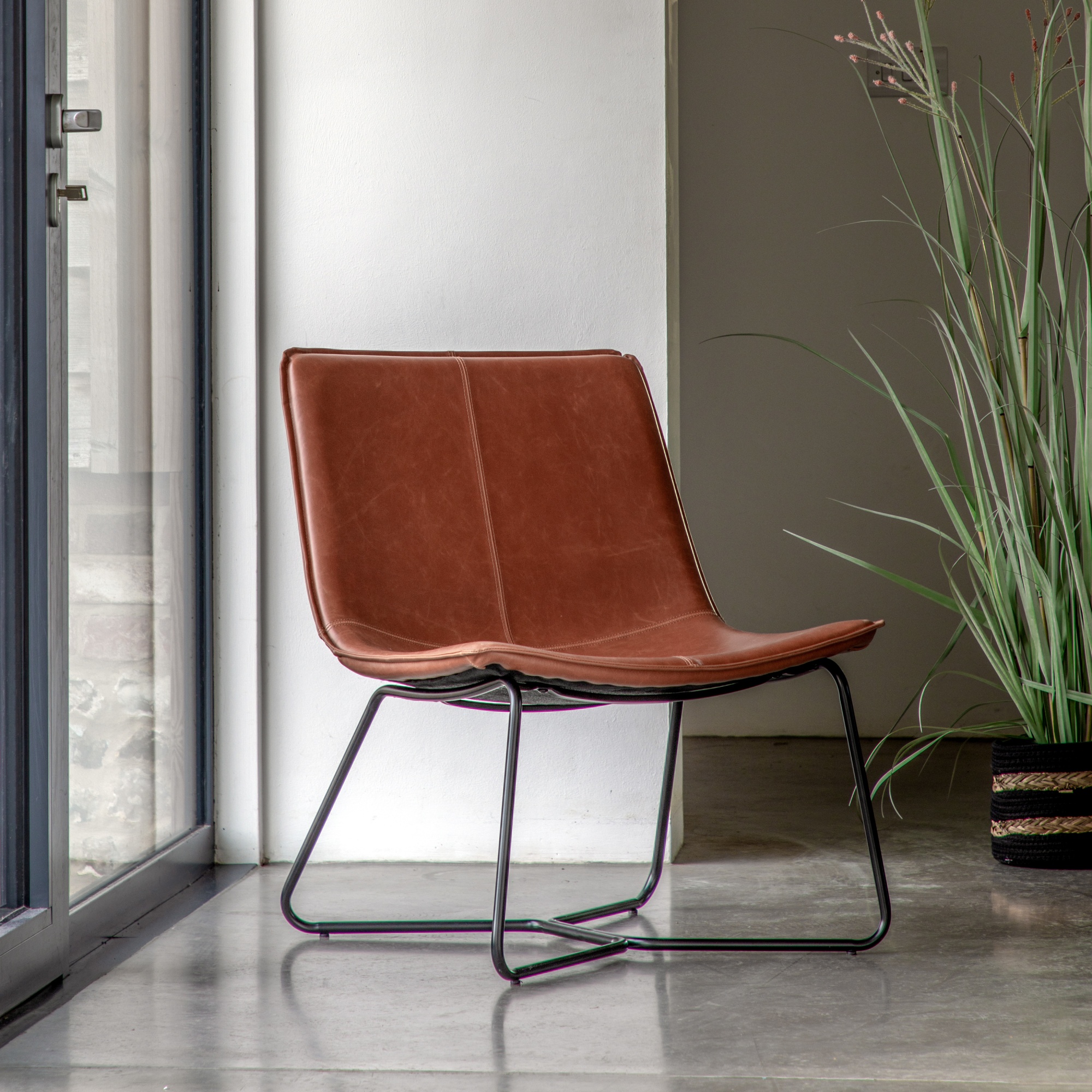 Gallery Hawking Lounge Chair Brown